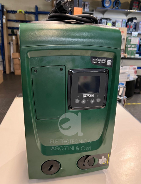 ESYBOX MINI 3 Sistema di pressurizzazione automatico con inverter